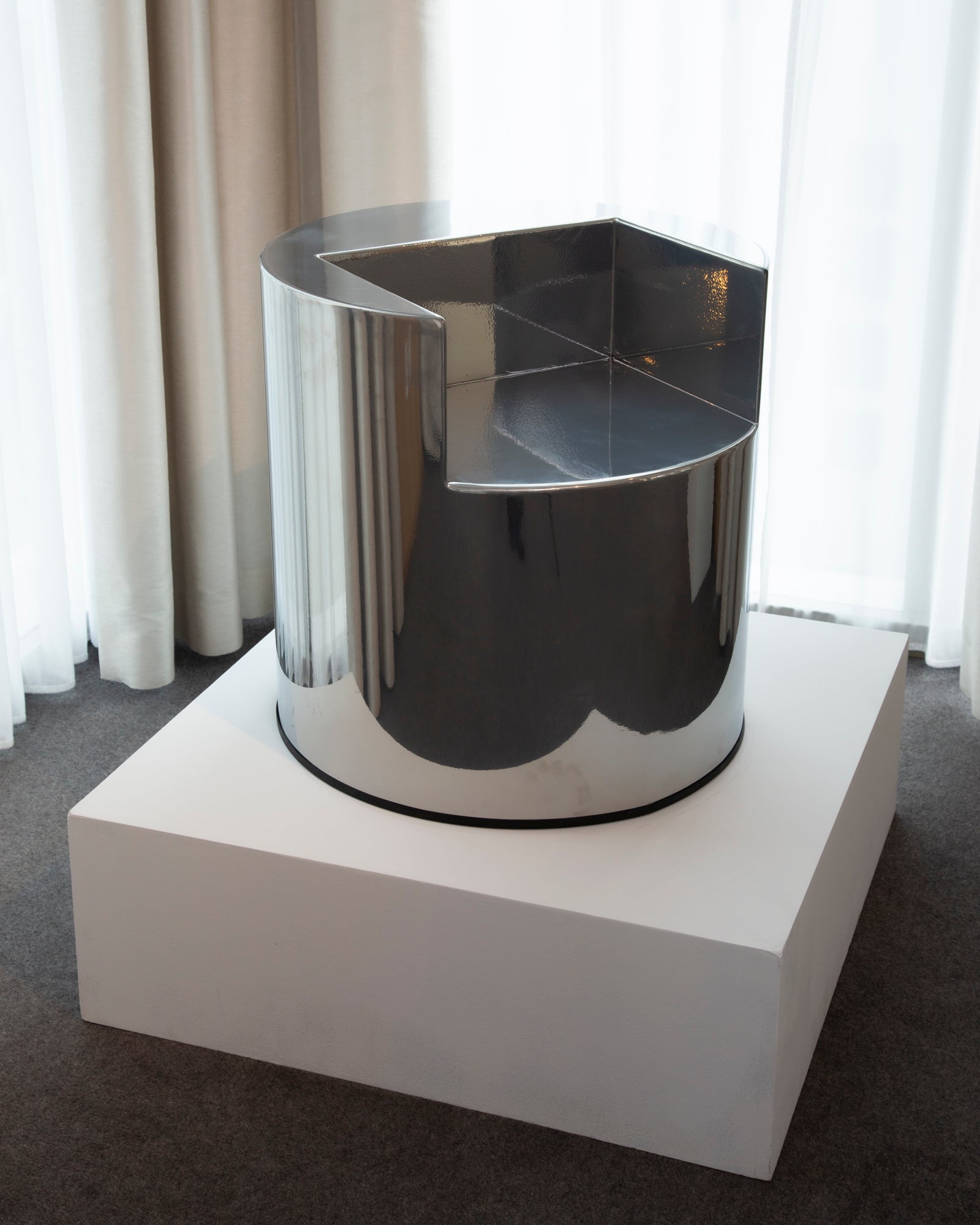 Neo Lounge Chair by Kouros Maghsoudi – Love House