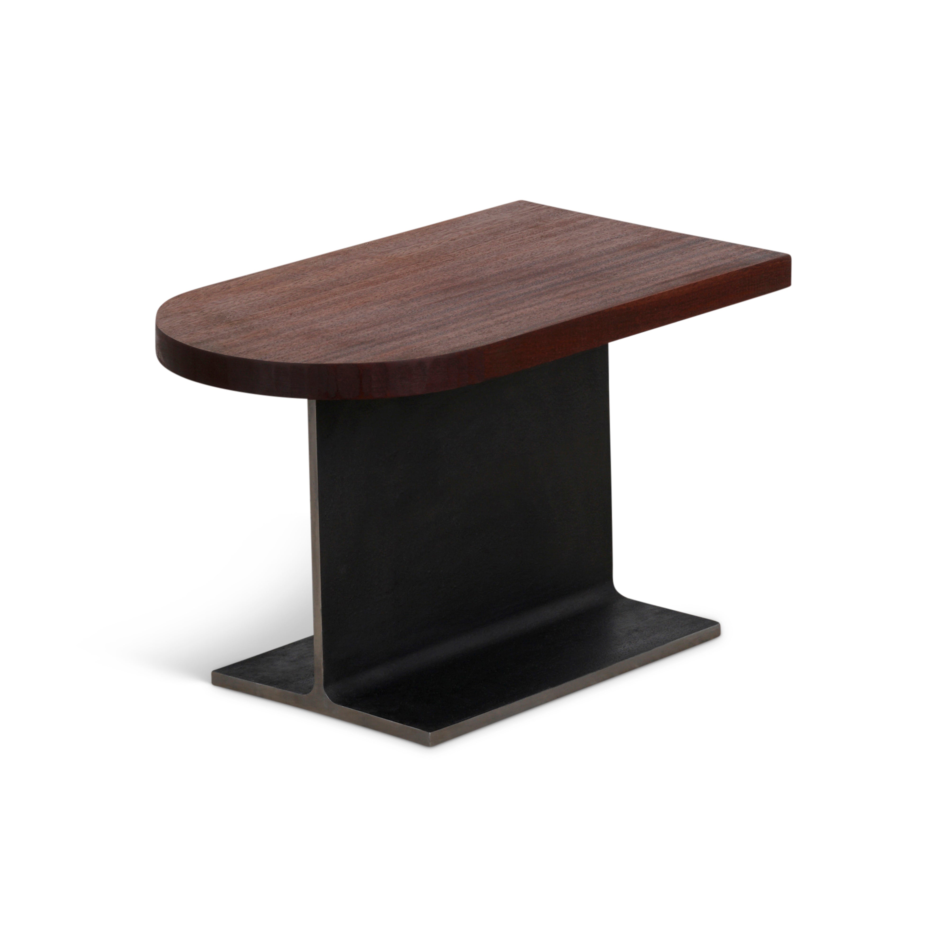 Riso Side Table by Umberto Bellardi Ricci – Love House